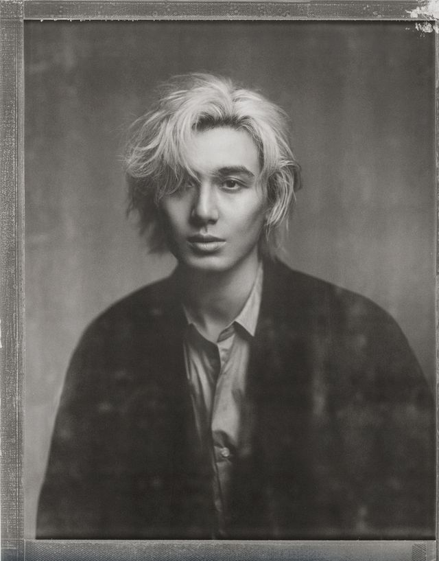 藤井 風、日産スタジアム公演をYouTubeで生中継! チケットの追加販売も決定 | Mikiki by TOWER RECORDS