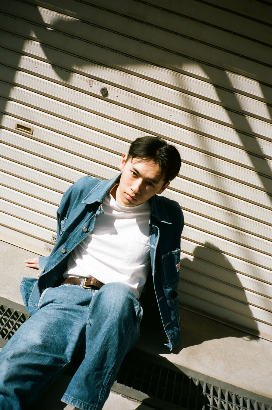 Ross Moodyはシーンの外で〈不可解〉なオルタナティブミュージックを鳴らす。2人が語る過去への別れ、ermhoiや石若駿らとのコラボ ...